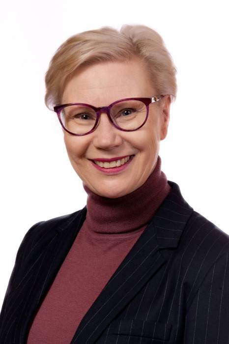 Virve Haahti the Guide Suomeksi